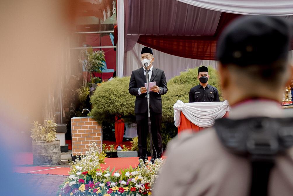 Upacara Hari Pahlawan 2022, Wabup Karawang: Gelorakan Perjuangan Para Pahlawan | Situs Resmi ...